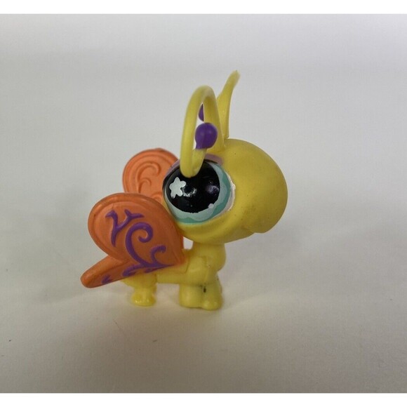 Hasbro | Toys | Littlest Pet Shop Lps 497 Yellow Butterfly Orange Wings ...